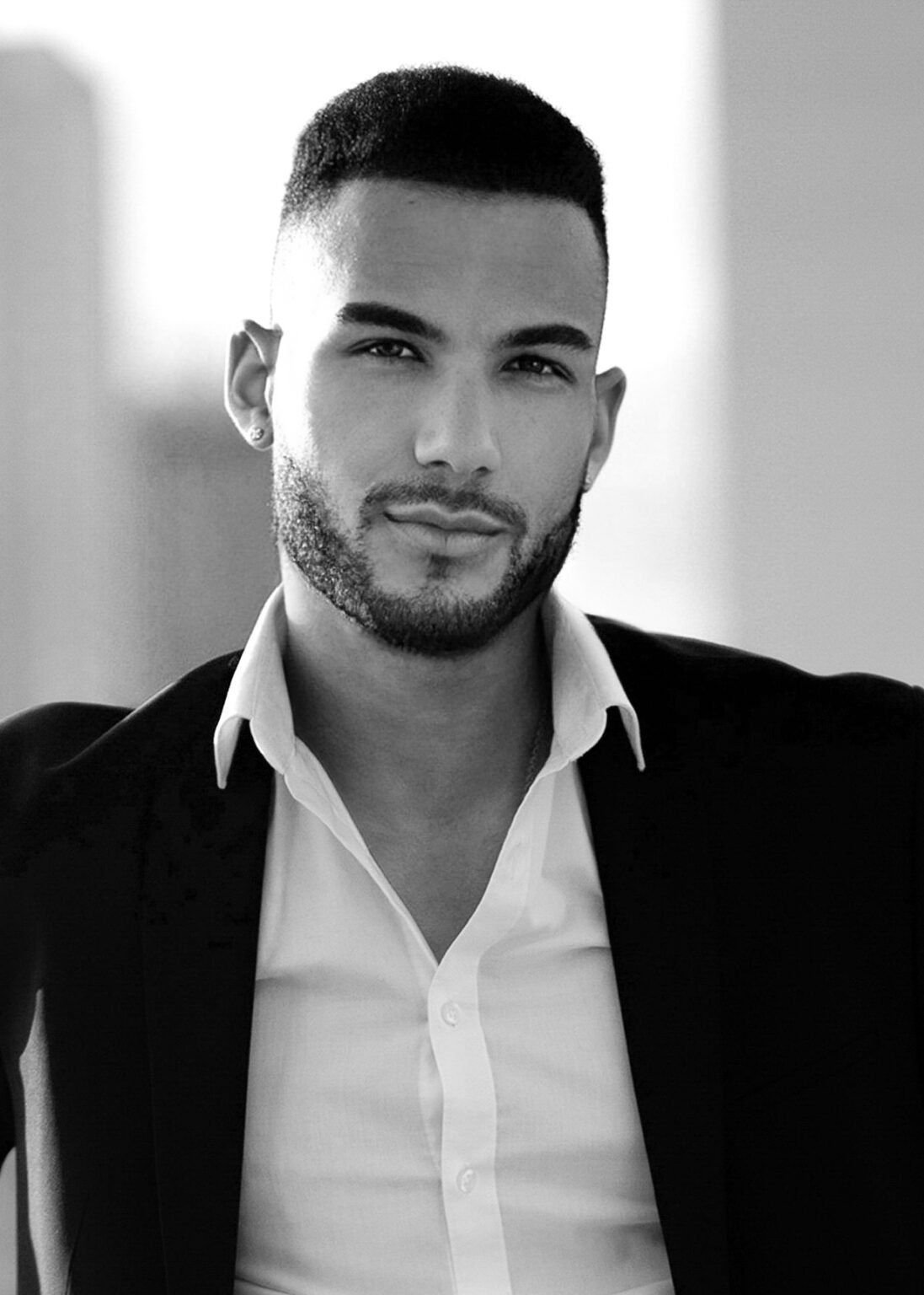Gigolo Delhi🥇Find your Gigolo and contact him directly!